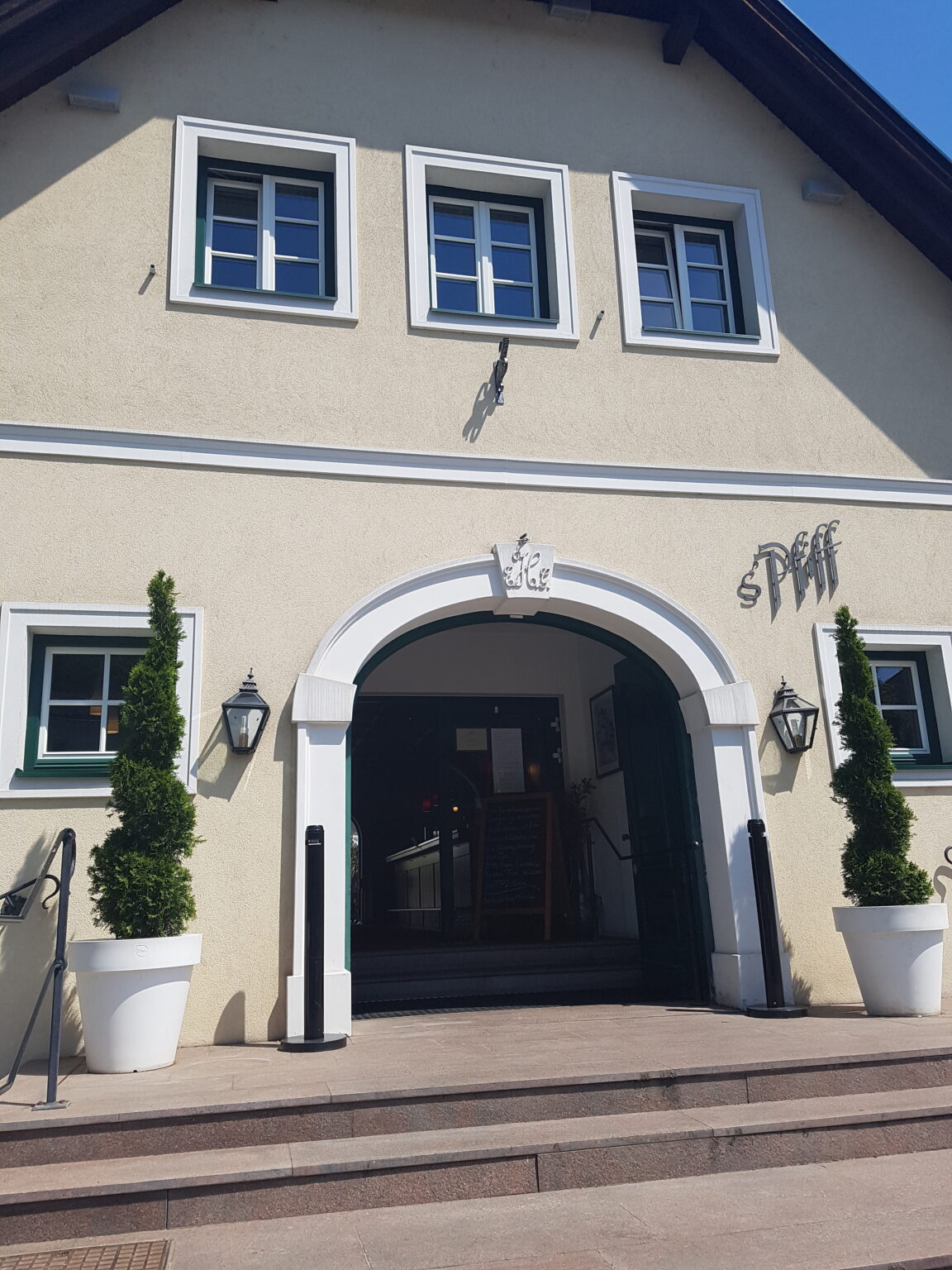 s’Pfiff Heuriger, Neustift, Wien - gourmex.at